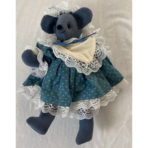 Handmade | Accents | Primitive Handmade Mouse Doll W Dresspantaloons ...